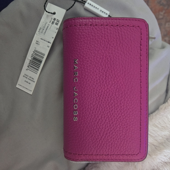 Marc Jacobs | Bags | Marc Jacobs Hot Pink Wallet | Poshmark